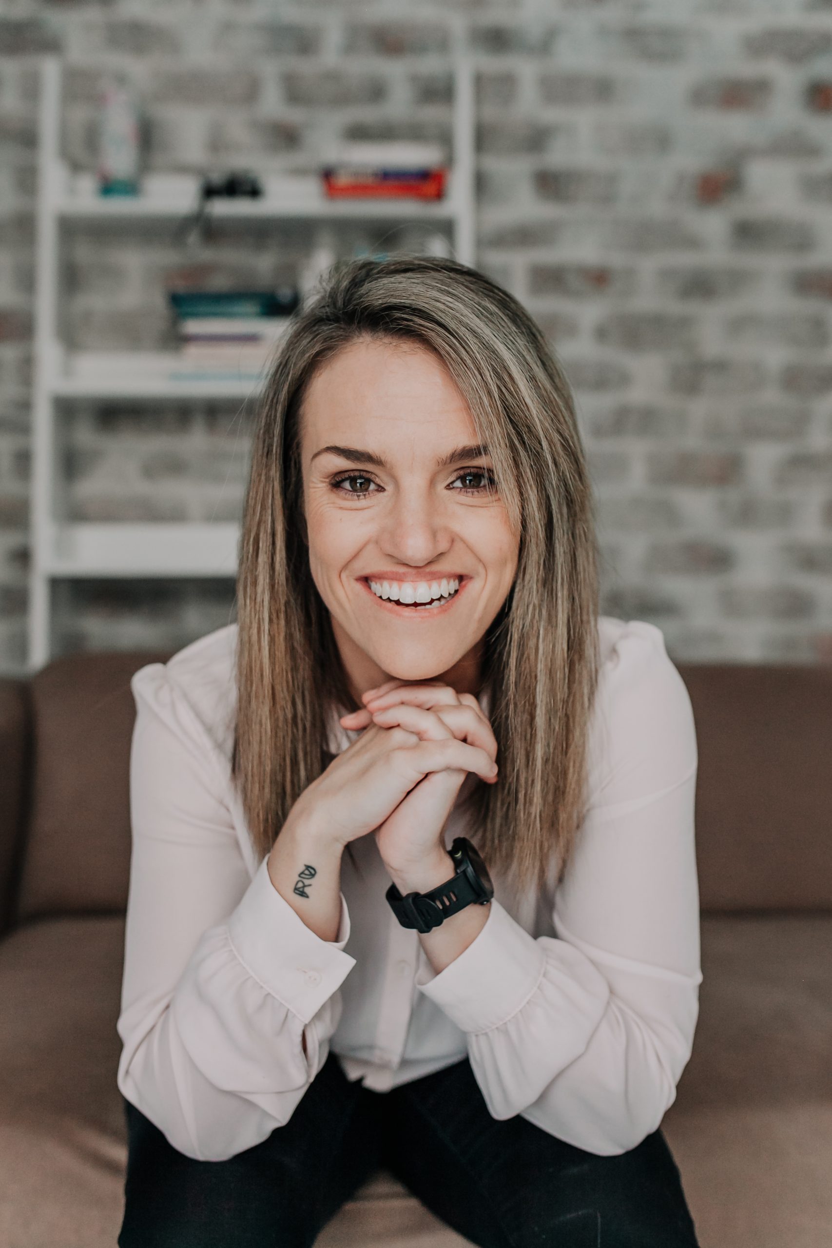 CARMEN FRONEMAN – Counselling Psychologist